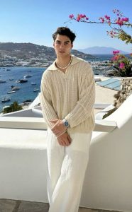 Hispanic Men's Fine Fashion: Handsome Outfit Ideas for a Stylish and ...